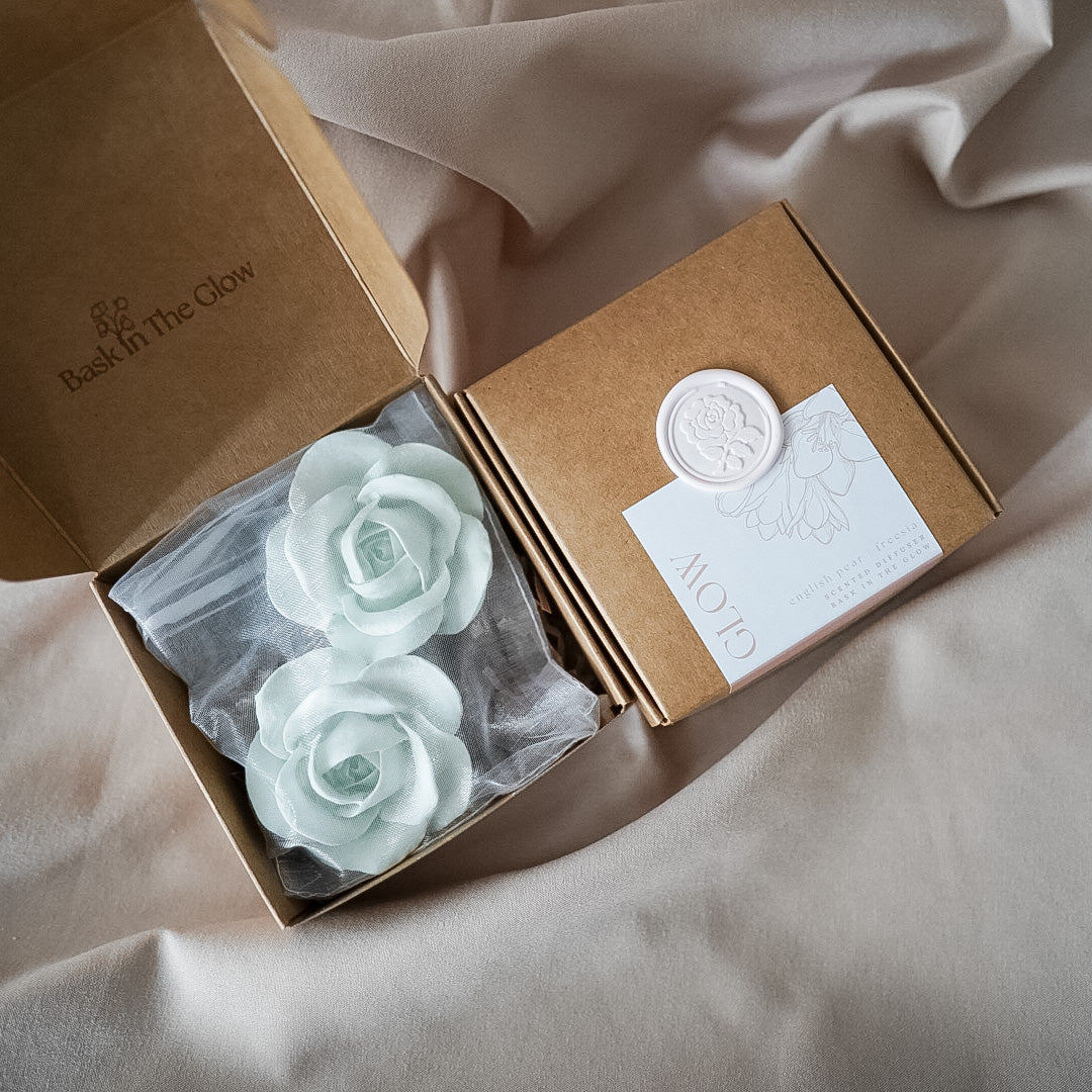 [BUNDLE OF 2 PAIRS] ROSE Scented Diffusers – Bask in the Glow