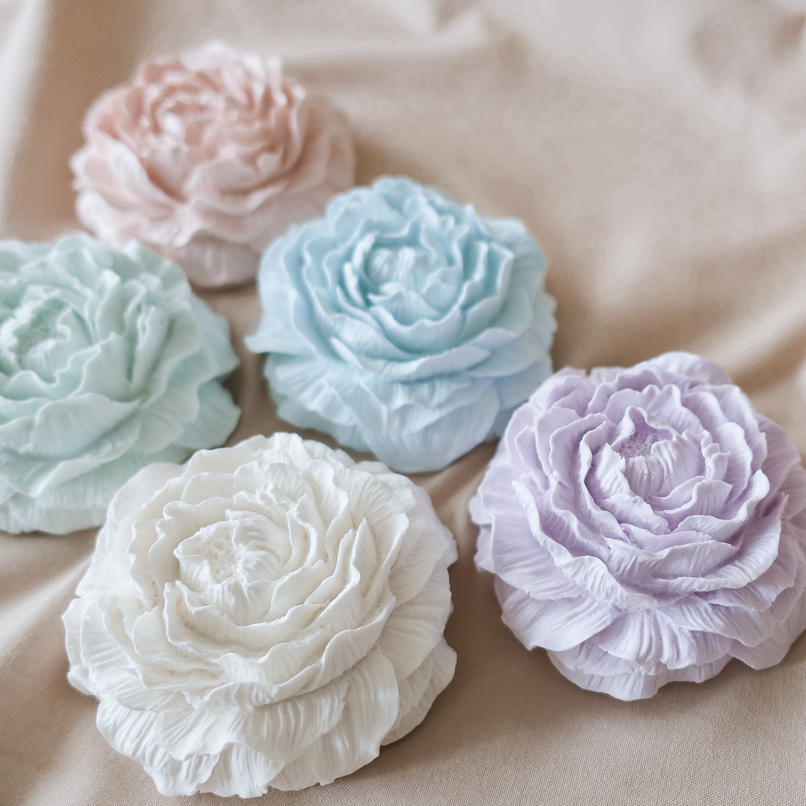 Handcrafted Diffusers – Bask in the Glow