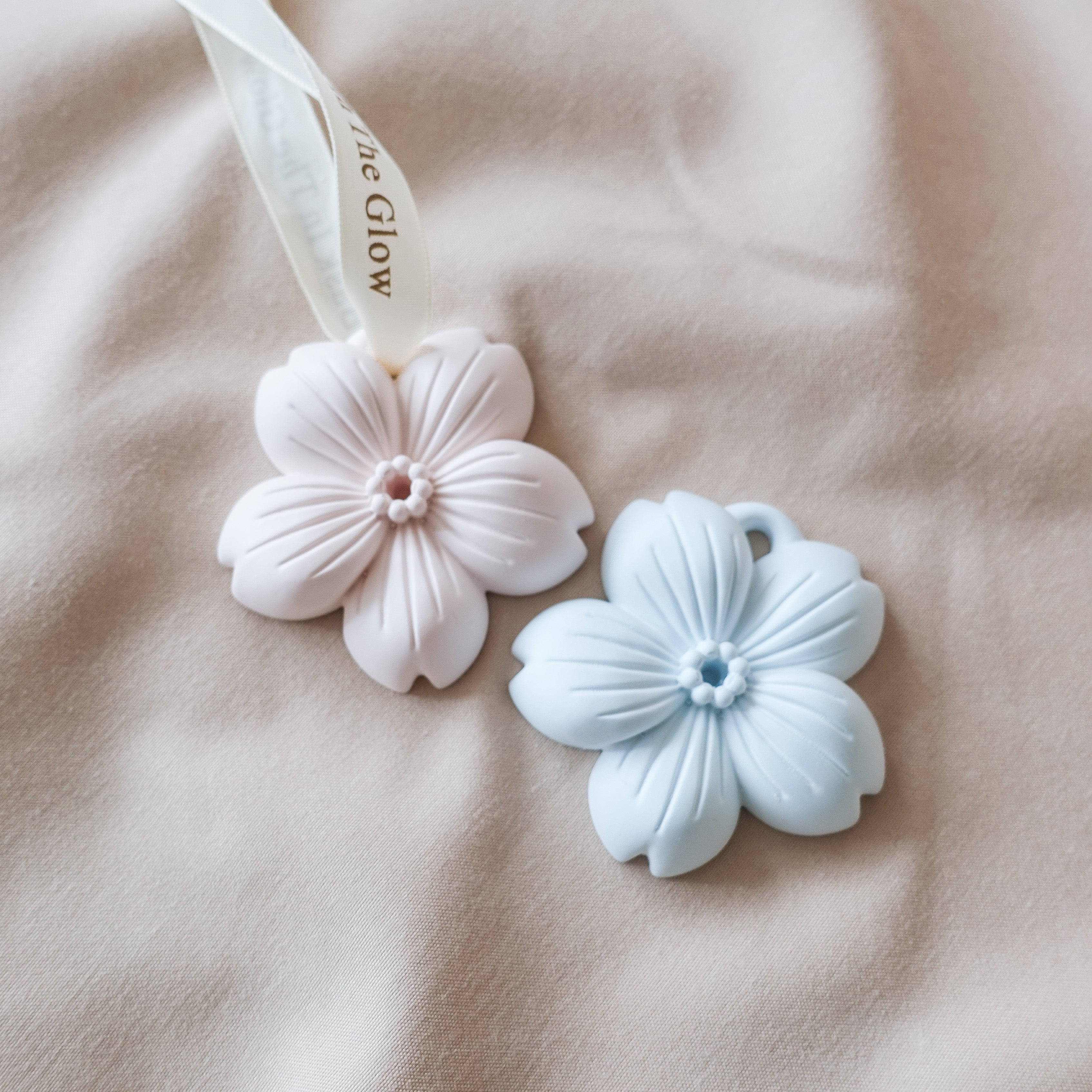 SAKURA Diffuser Tablet – Bask in the Glow